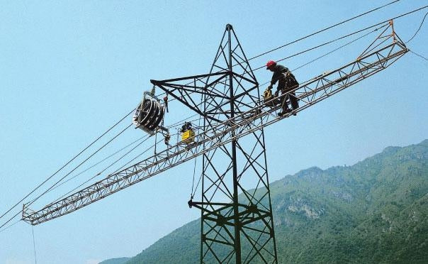 10m Work Platform | Buckhurst Plant Hire | Overhead Lines