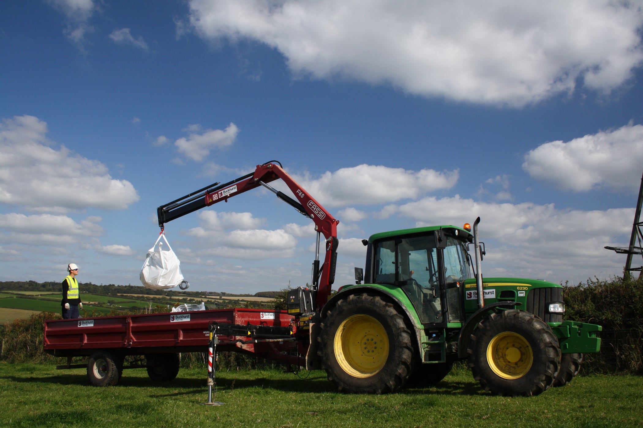Tractor Hiab Crane | Buckhurst Plant Hire | Nationwide Transport